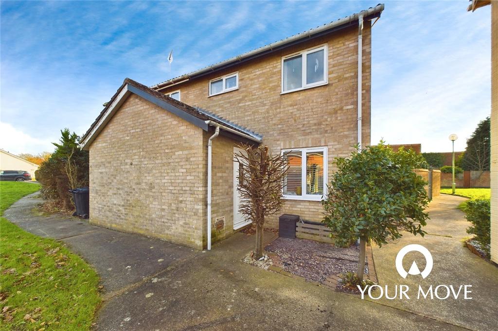 Green Drive, Lowestoft NR33 2 bed semi-detached house - £190,000