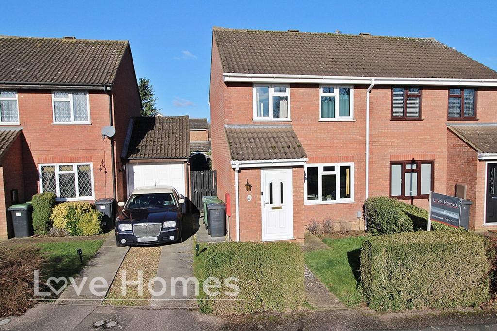 Thames Close, Flitwick 3 bed semi-detached house - £350,000