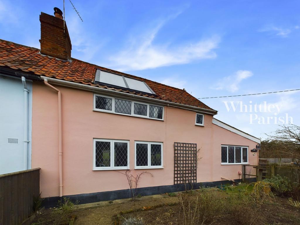 Roydon Fen, Roydon 2 bed cottage - £240,000