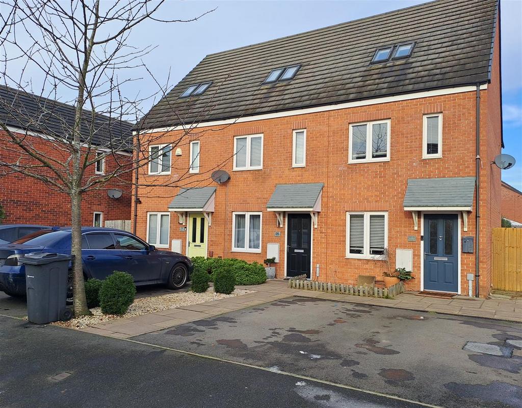 Hatchford Brook Way, Sheldon, Birmingham 3 bed townhouse - £260,000