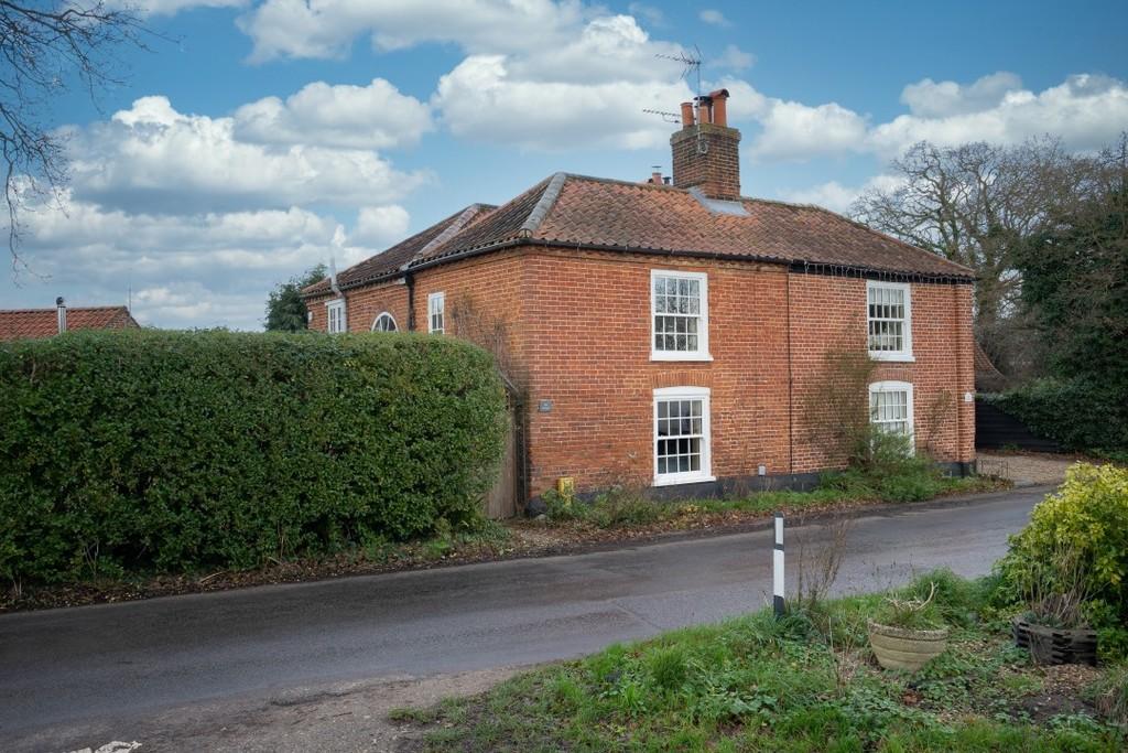 Dilham 3 bed cottage for sale - £375,000
