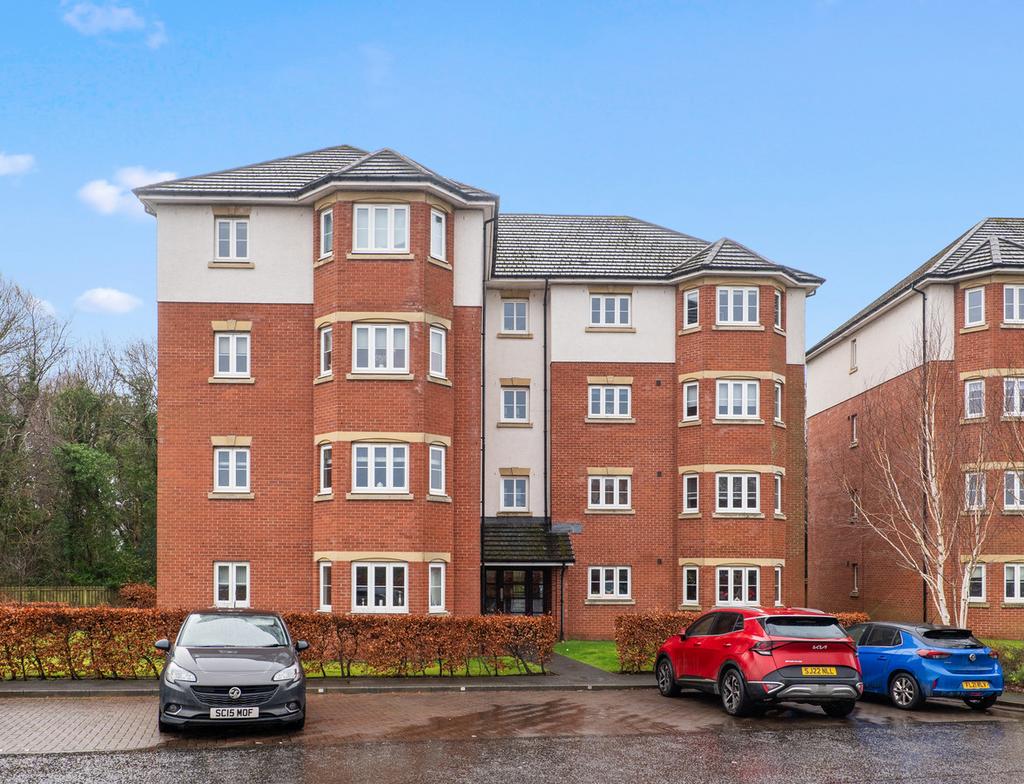 Philips Wynd, Hamilton, ML3 2 bed apartment - £130,000