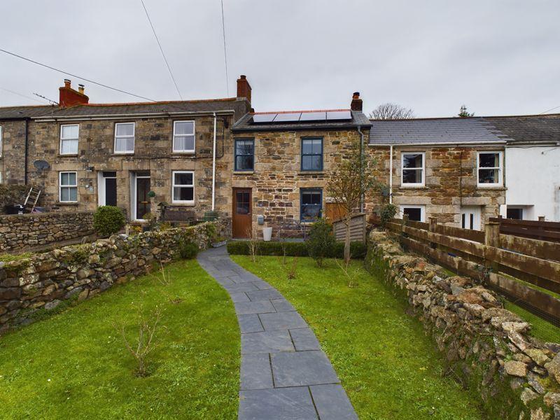 Lanner, Redruth Mid-terrace character... 3 bed character property - £ ...