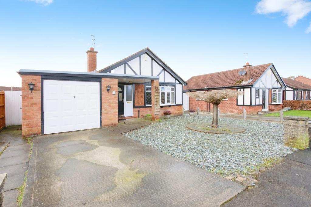 Durlston Drive, York YO32 3 bed bungalow - £350,000