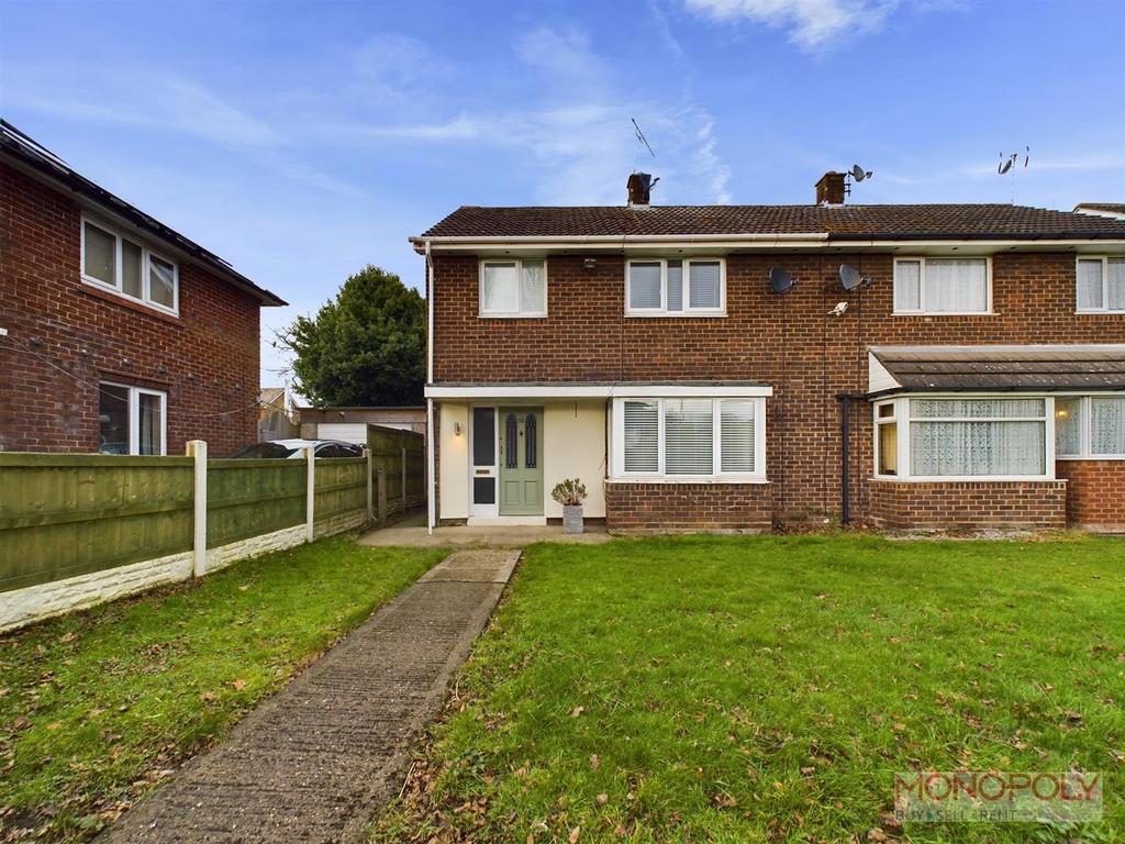 Jarvis Way, Wrexham 3 bed semi-detached house - £220,000