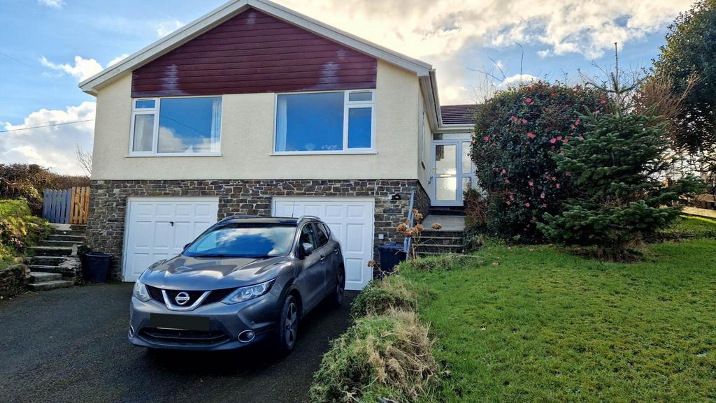 Higher Crackington 4 bed detached house - £475,000