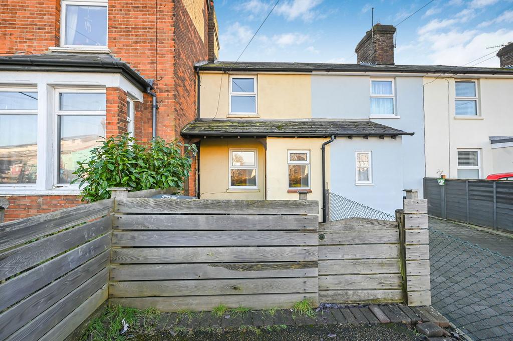 Priory Road, Tonbridge TN9 2 bed terraced house for sale - £290,000
