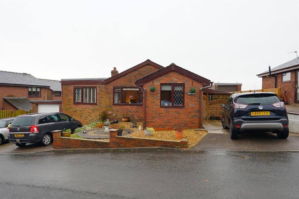 Fir Tree Rise, Barrow-in-Furness 2 bed detached bungalow for sale - £ ...