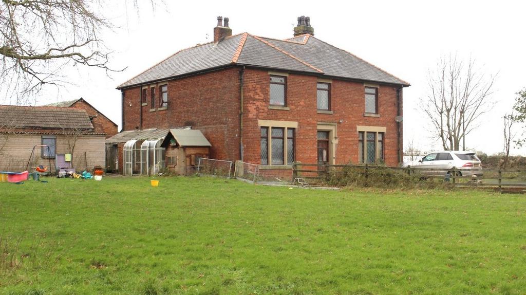 Whin Lane, Out Rawcliffe, Preston, PR3 Farm for sale - £1,650,000