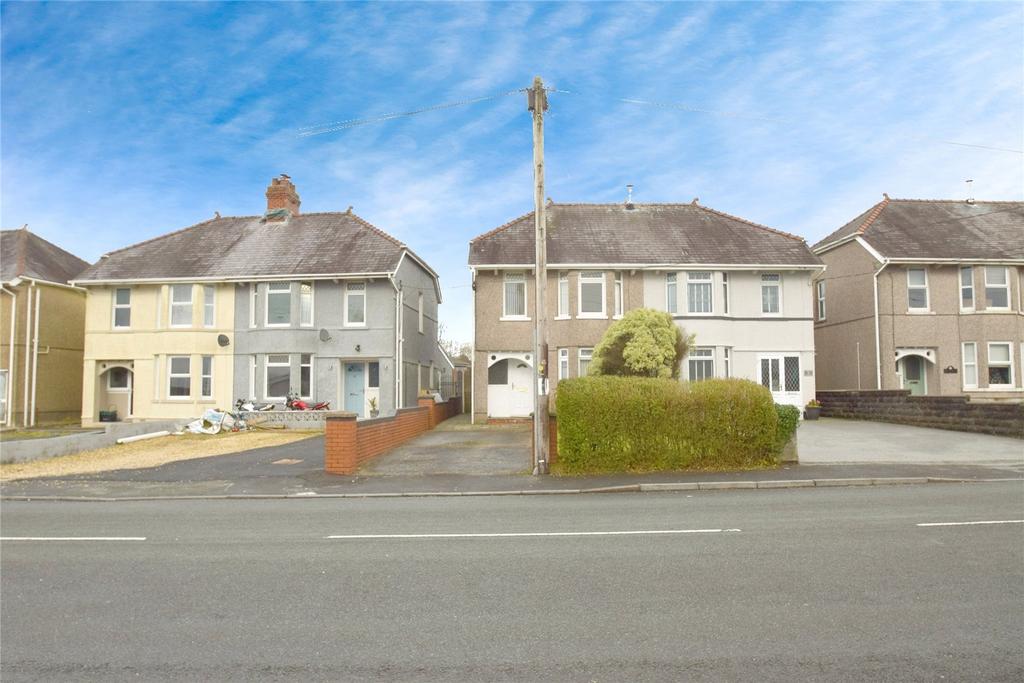 Gorslas, Llanelli, Carmarthenshire, SA14 2 bed semi-detached house - £ ...