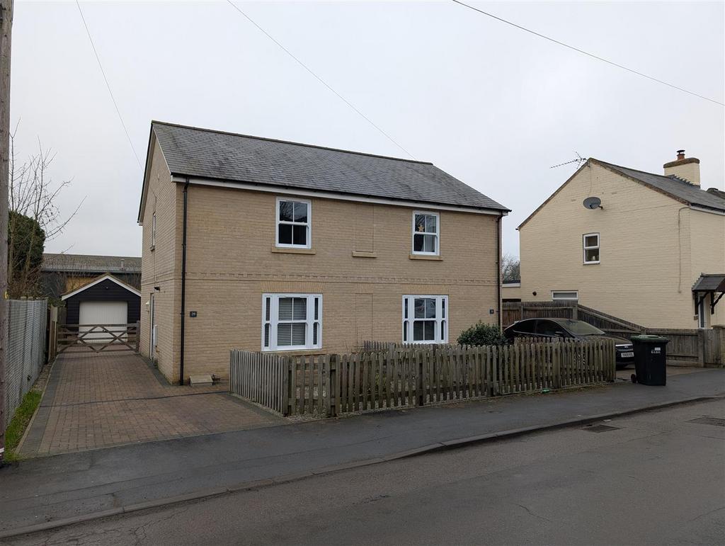 Mereside, Soham CB7 3 bed semi-detached house - £1,375 pcm (£317 pw)