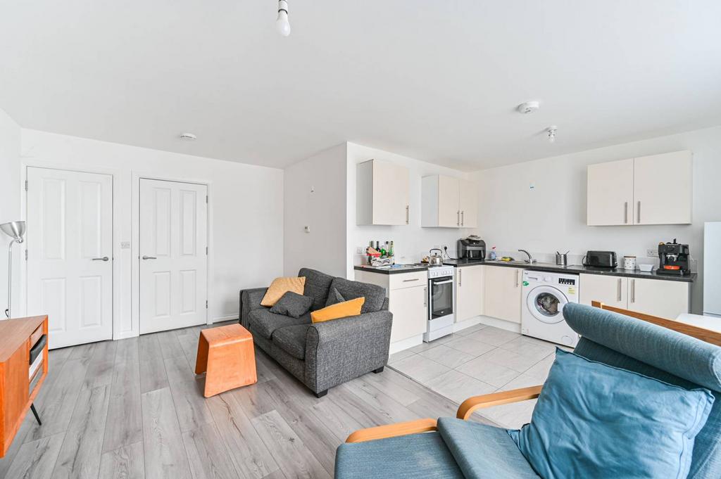 Perry Vale, Forest Hill, London, SE23 1 bed flat - £1,450 pcm (£335 pw)