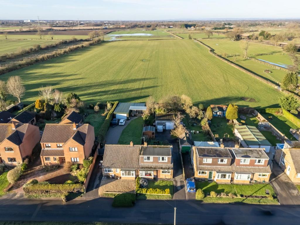 Moor Lane, Murton, York 3 bed semi-detached house - £300,000