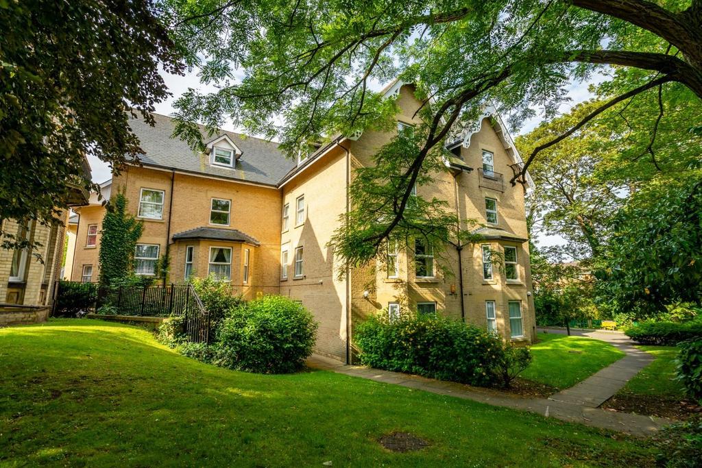 Chancery Rise, Holgate, York, YO24 4DG 2 bed flat - £950 pcm (£219 pw)