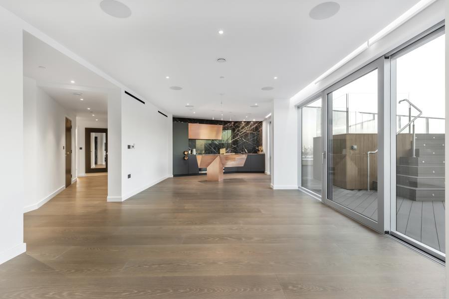 Upper Riverside, Cutter Lane, London... 3 bed penthouse to rent - £ ...
