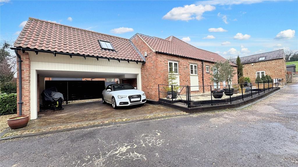 Glebe Court, Great Dalby, Melton Mowbray 3 bed detached house for sale ...