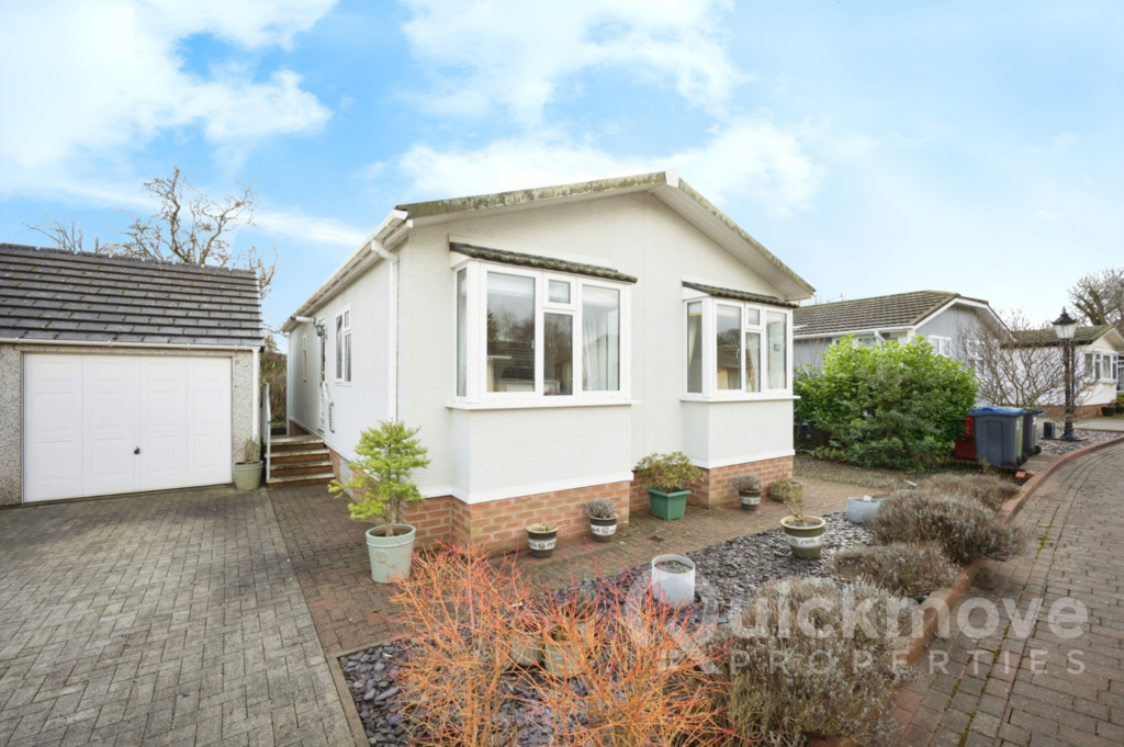 Bridgefoot, Cumbria, CA14 2 bed park home - £99,995