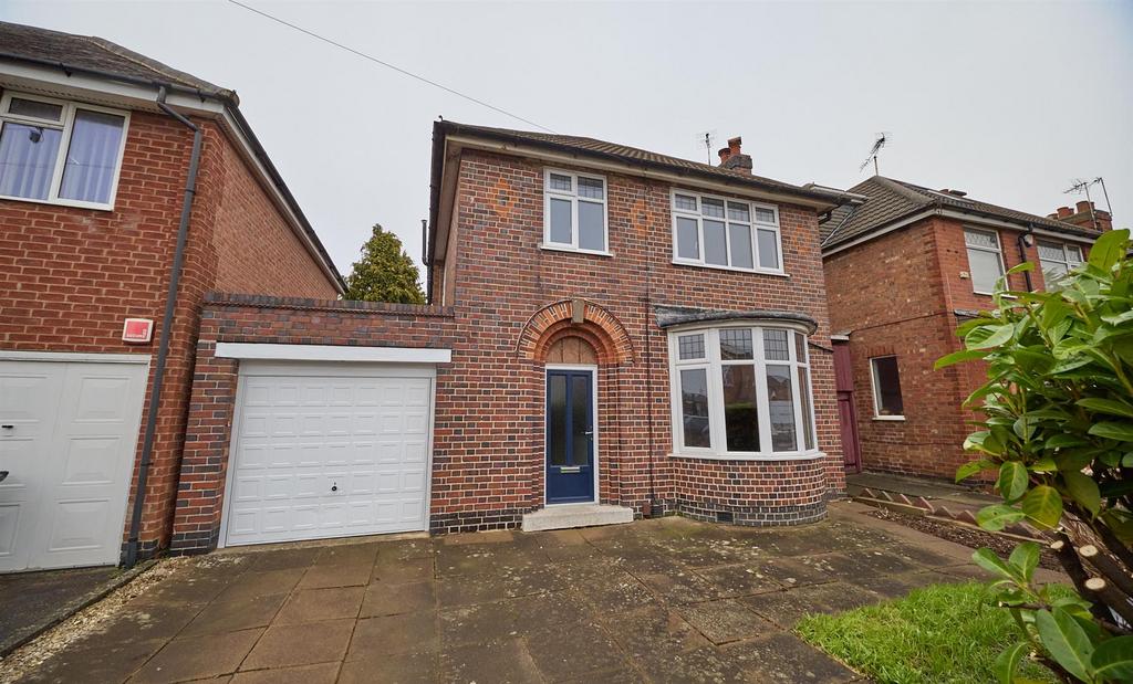 Evesham Road, Leicester 3 bed detached house - £1,300 pcm (£300 pw)