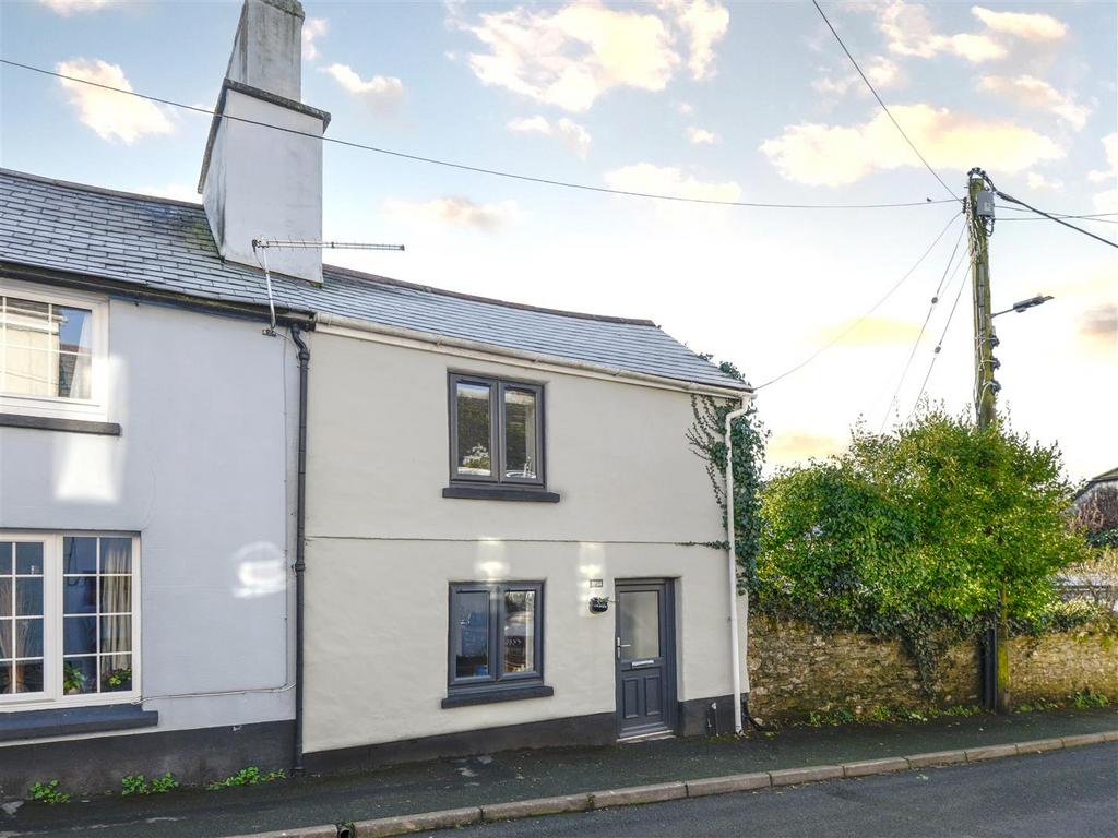 Cornwall Street, Bere Alston 2 bed terraced house - £200,000