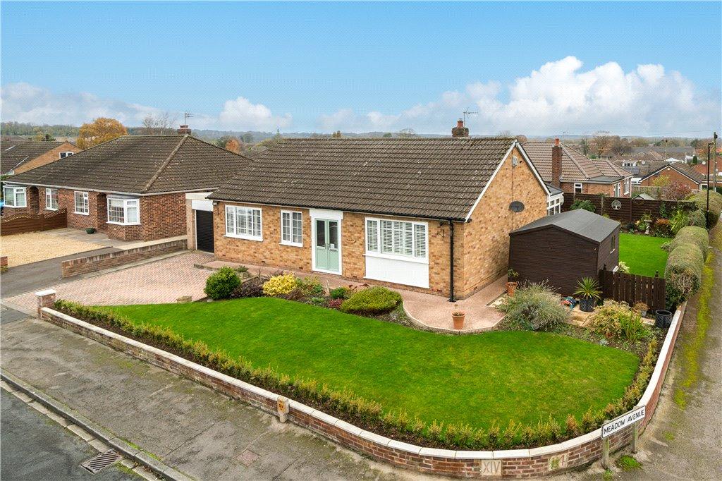 Grange Park Road, Ripon, North... 3 bed bungalow for sale - £450,000