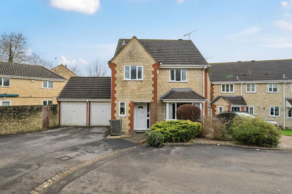 Randall Court, Corsham SN13 4 bed detached house - £425,000