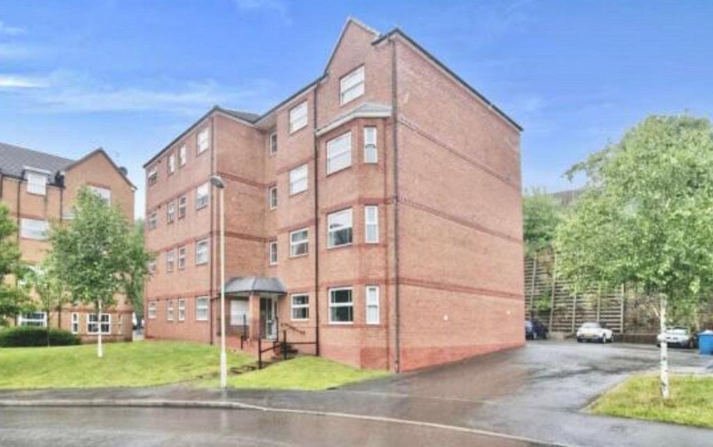 Goodrich Mews, Dudley DY3 2 bed flat for sale - £139,950