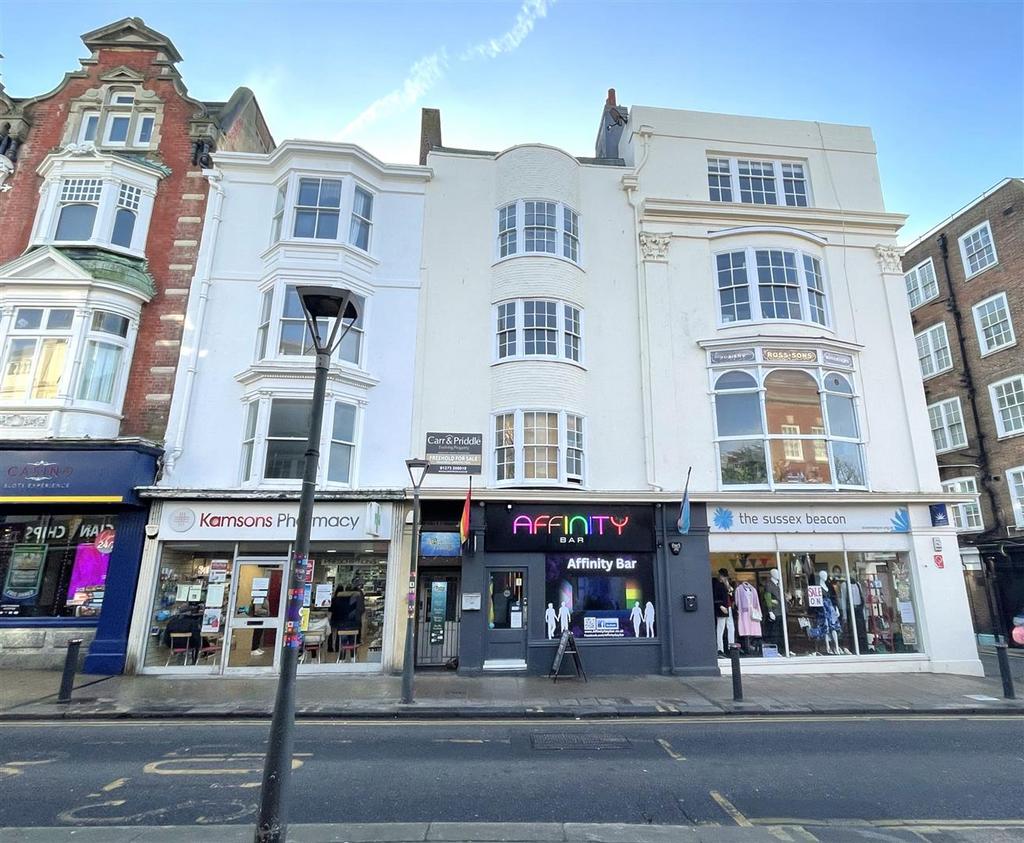 St. James's Street, Brighton BN2 1 bed flat - £185,000