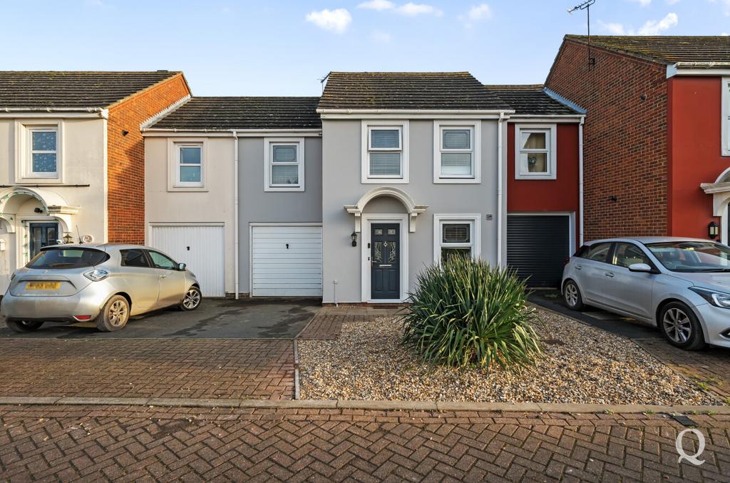Wadham Place, Sittingbourne, Kent, ME10 3 bed terraced house for sale ...