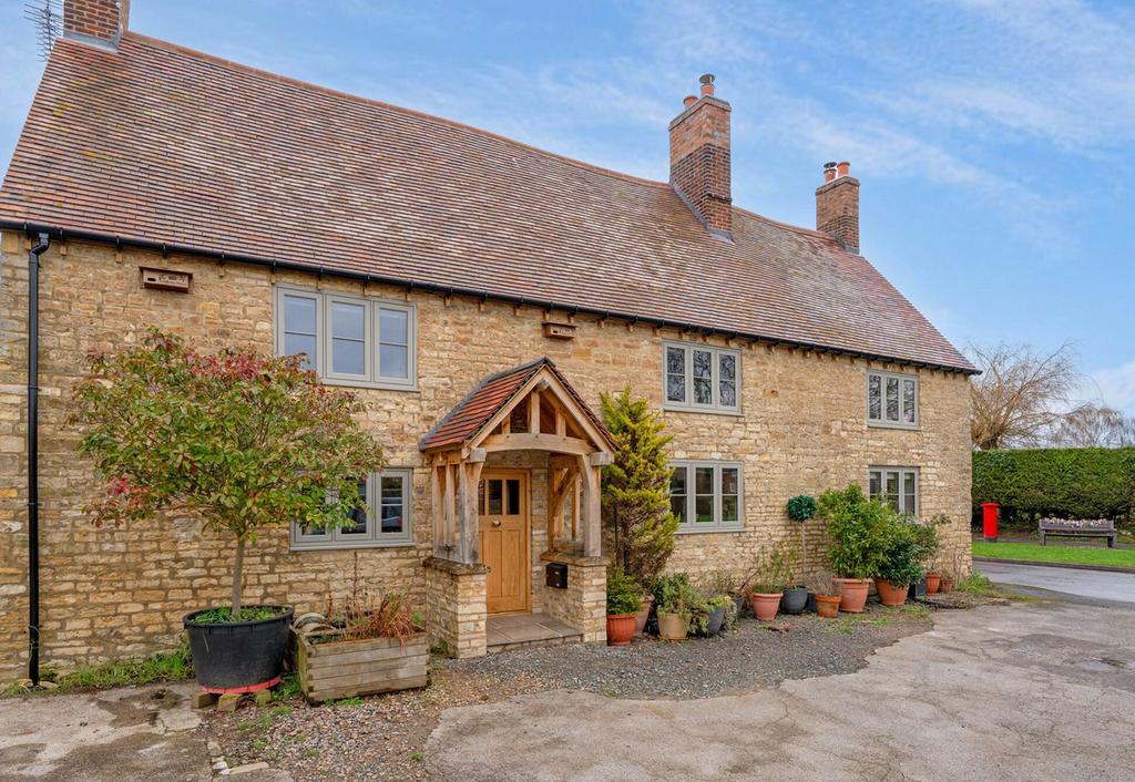 Harbury, Warwickshire, CV33 9LS 5 bed detached house for sale - £950,000
