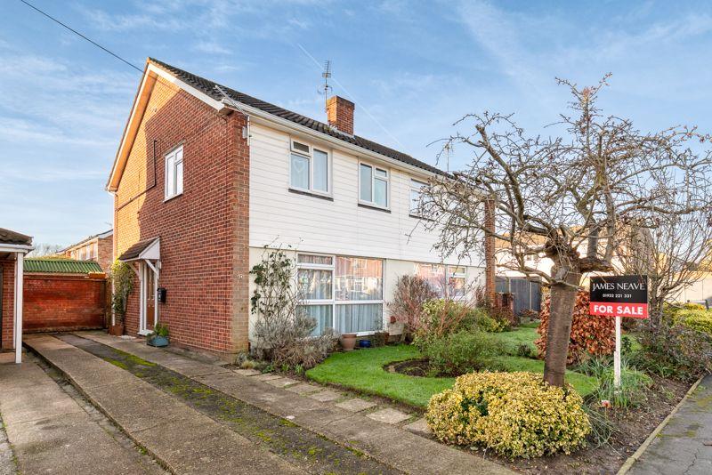 Orchard Way, Addlestone. 3 bed semi-detached house - £440,000