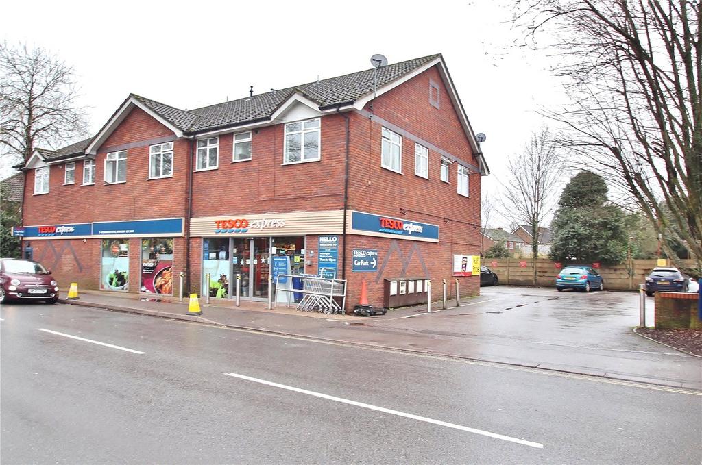 Ringwood Road, Verwood, Dorset, BH31 2 bed apartment to rent - £875 pcm ...