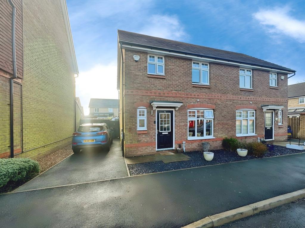 Shuttle Road, Preston PR5 3 bed semi-detached house - £220,000