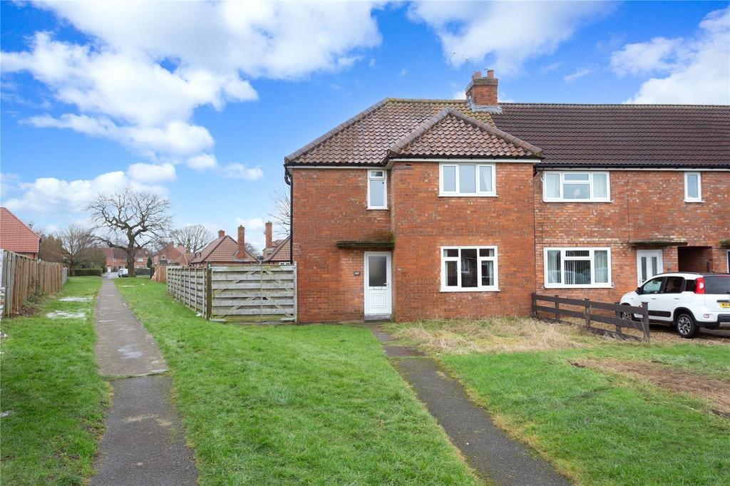 North Moor, York YO32 3 bed end of terrace house - £300,000