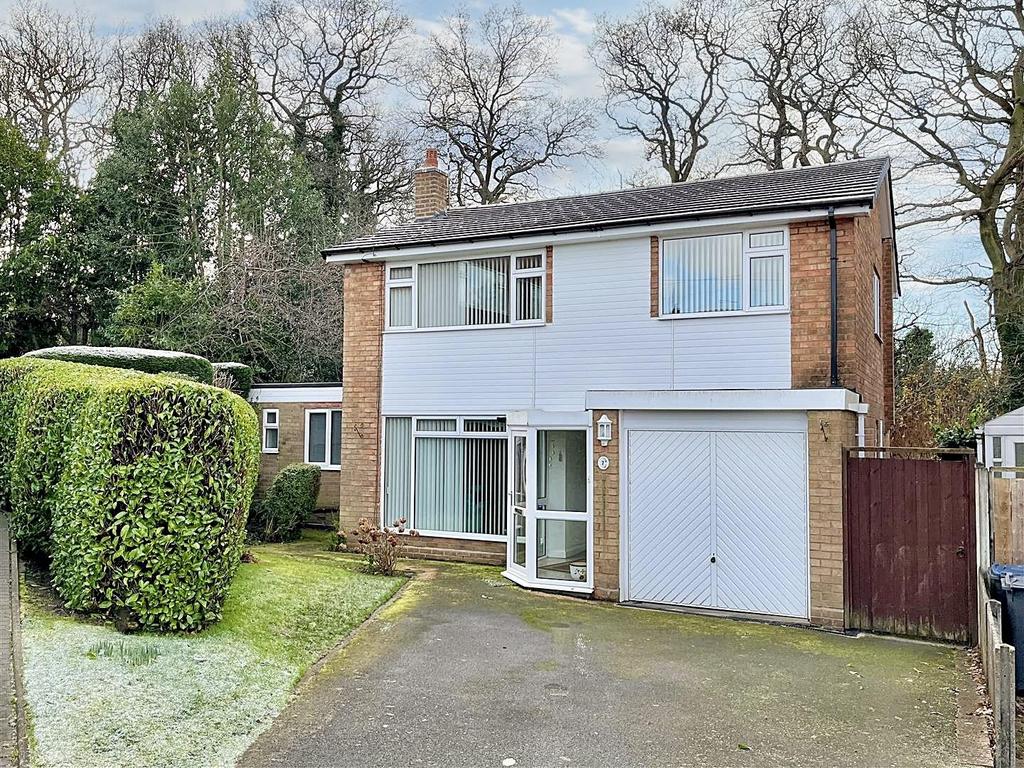 Alder Close, Walmley, Sutton Coldfield 3 bed detached house - £410,000
