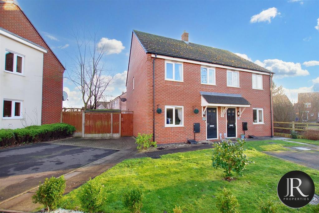 St. Thomas Way, Rugeley WS15 3 bed semi-detached house - £239,950