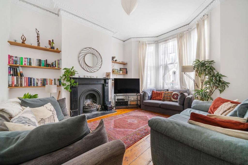 Leander Road, SW2 4 bed terraced house for sale - £1,025,000