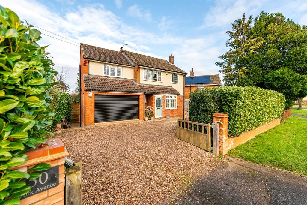 York Avenue, Cogenhoe, Northampton... 4 bed detached house for sale - £ ...