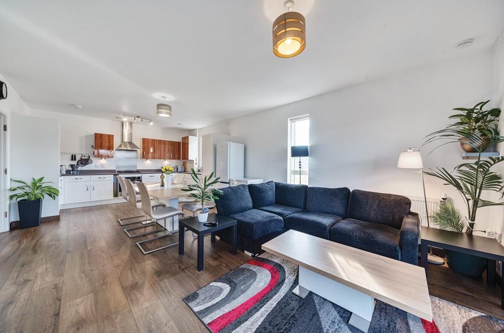 Edgar House, Francis Harvey Way... 3 bed apartment - £186,000