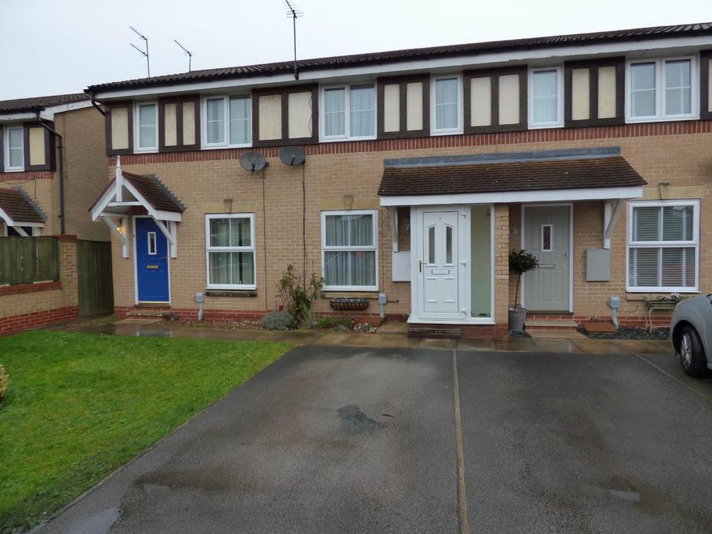 Tattersall Drive, Beverley, HU17 0NE 2 bed terraced house - £180,000