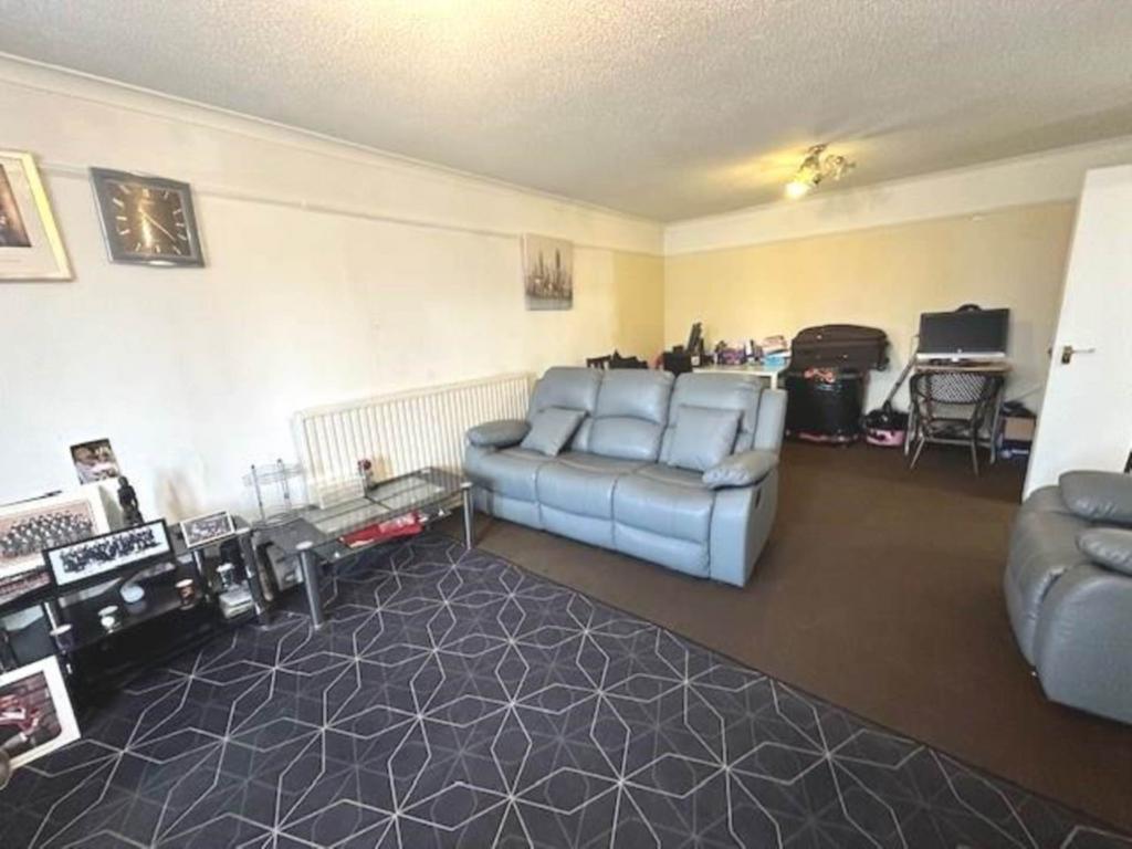 The Redwoods, 5 Congleton Grove, SE18... 2 bed apartment for sale - £ ...