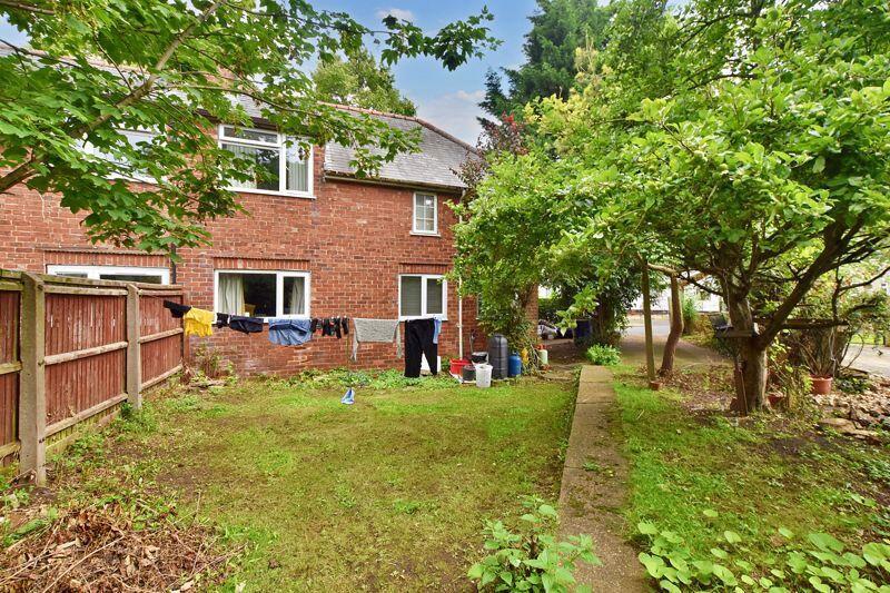 Goldsmith Walk, Lincoln, .... 2 bed semi-detached house for sale - £90,000