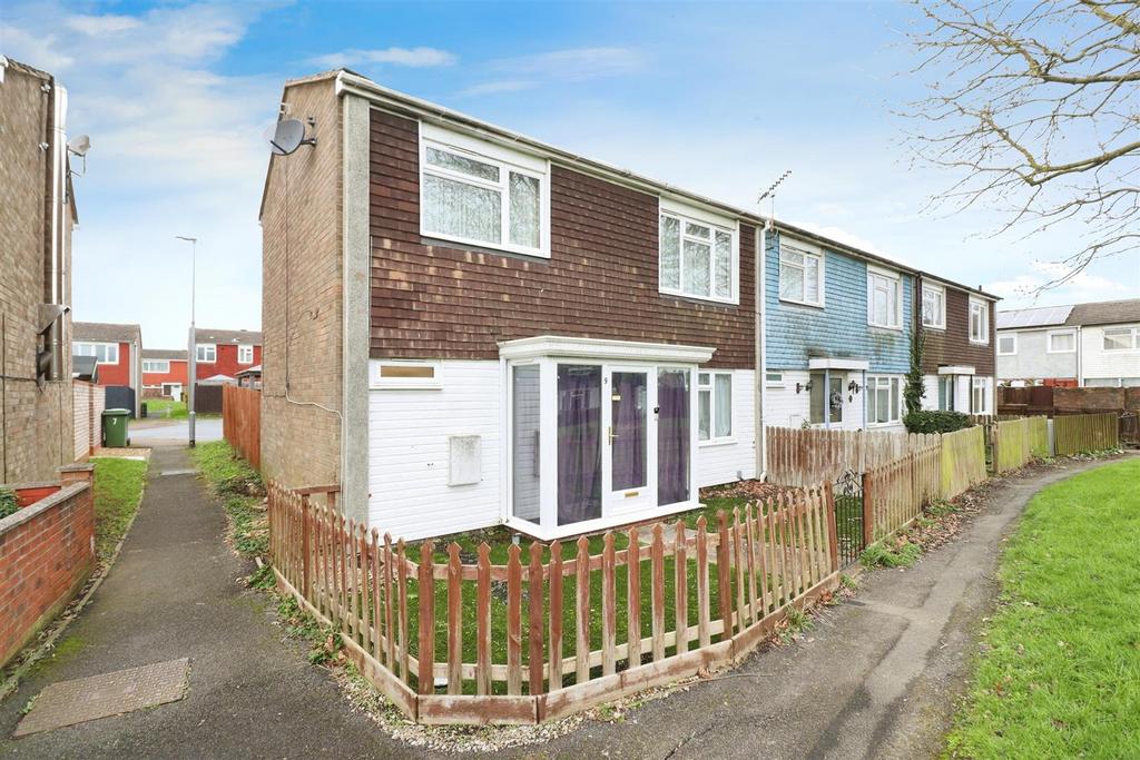 Craigie, Wellingborough NN8 2 bed semi-detached house - £175,000