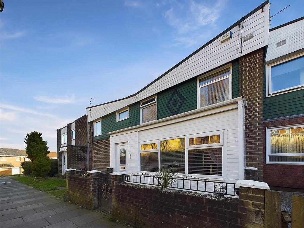 Stonecrop, Gateshead NE9 3 bed terraced house - £90,000