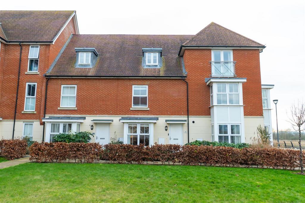 Waterman Way, Wouldham 3 bed terraced house for sale - £425,000