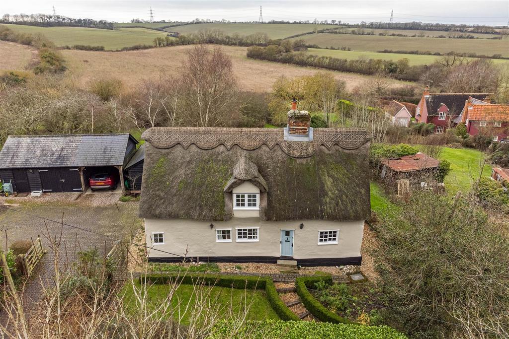 Walden Road, Hadstock CB21 4 bed cottage for sale - £765,000