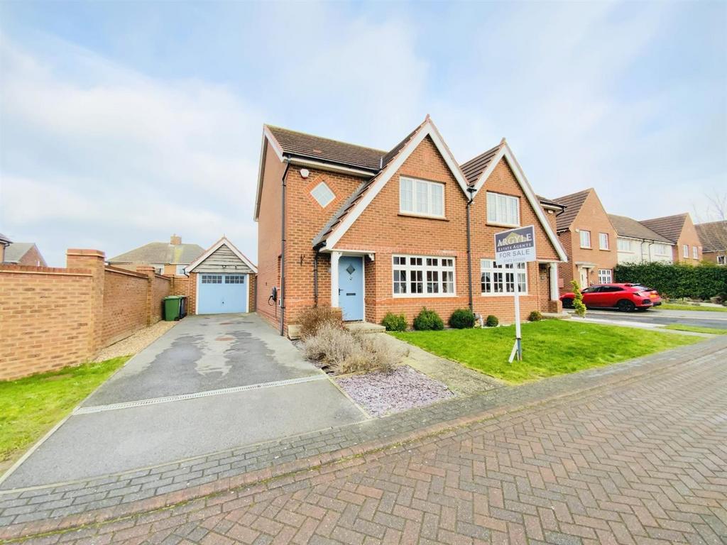 Sheldon Road, Scartho Top, Grimsby 3 bed semi-detached house for sale ...