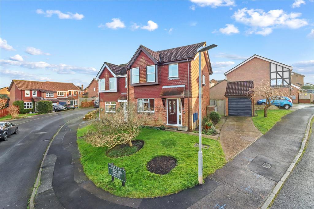 Forge Rise, Uckfield, East Sussex, TN22 3 bed semi-detached house - £ ...