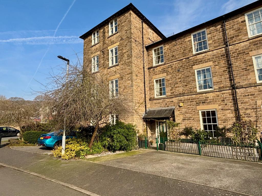 Brearley Hall Woodmere Drive, Old... 4 bed townhouse - £340,000