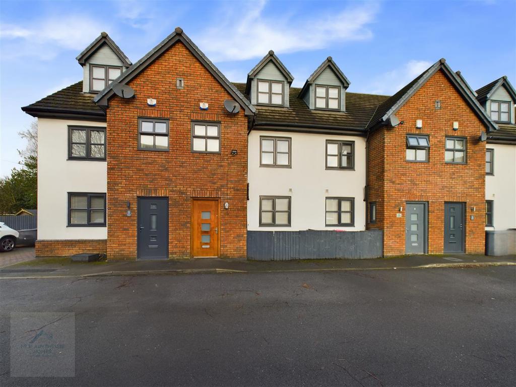 Open Plan Living at Orchard Mount... 3 bed townhouse - £330,000