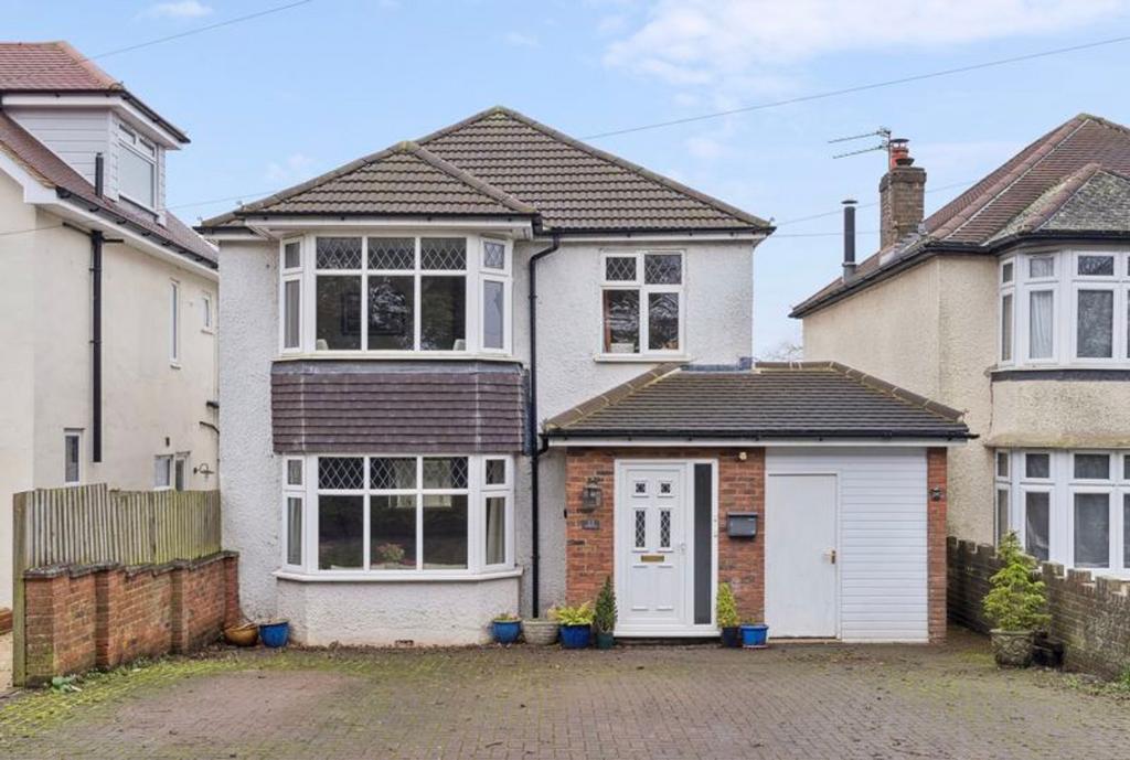 Old Watling Street, Flamstead, AL3 5 bed detached house for sale - £795,000
